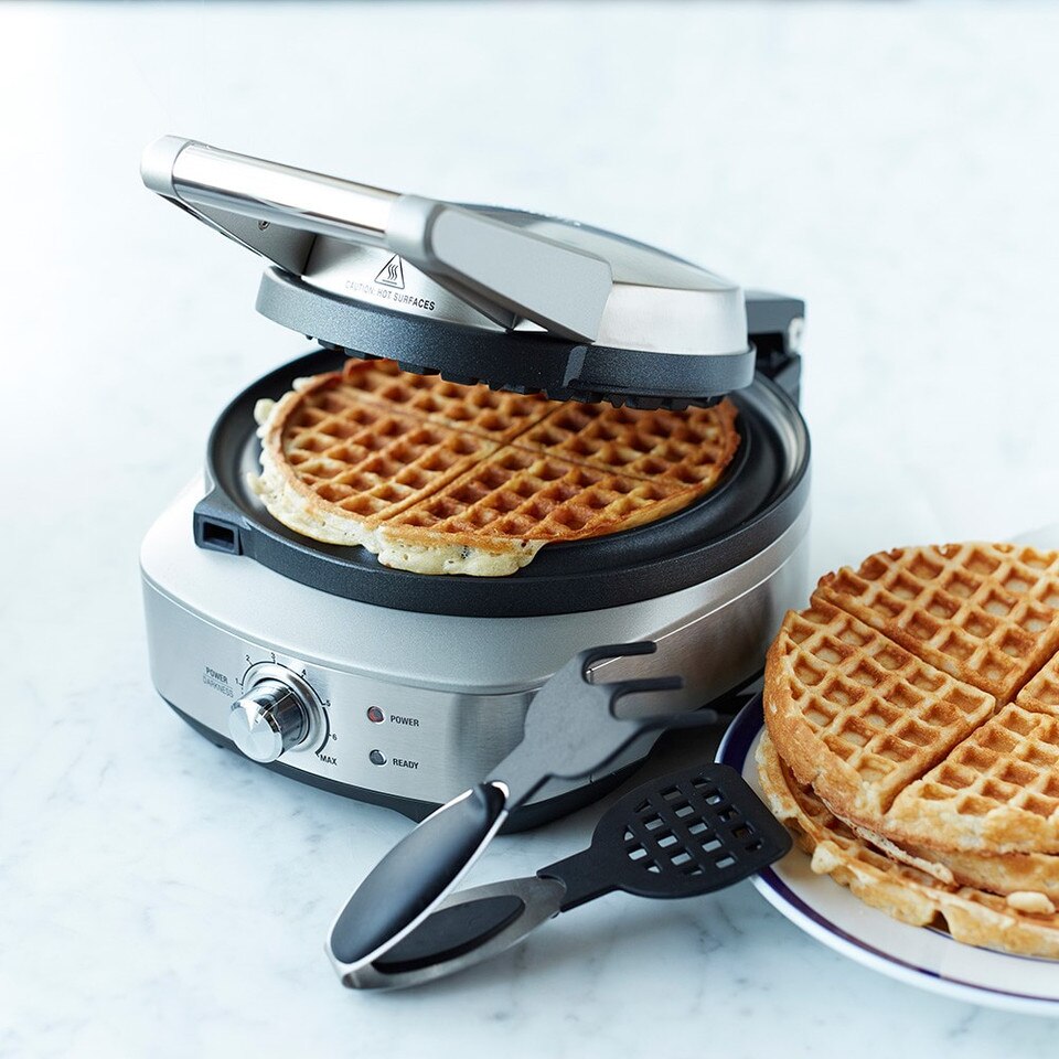 Breville No-Mess Classic Round Waffle Maker | Williams Sonoma AU