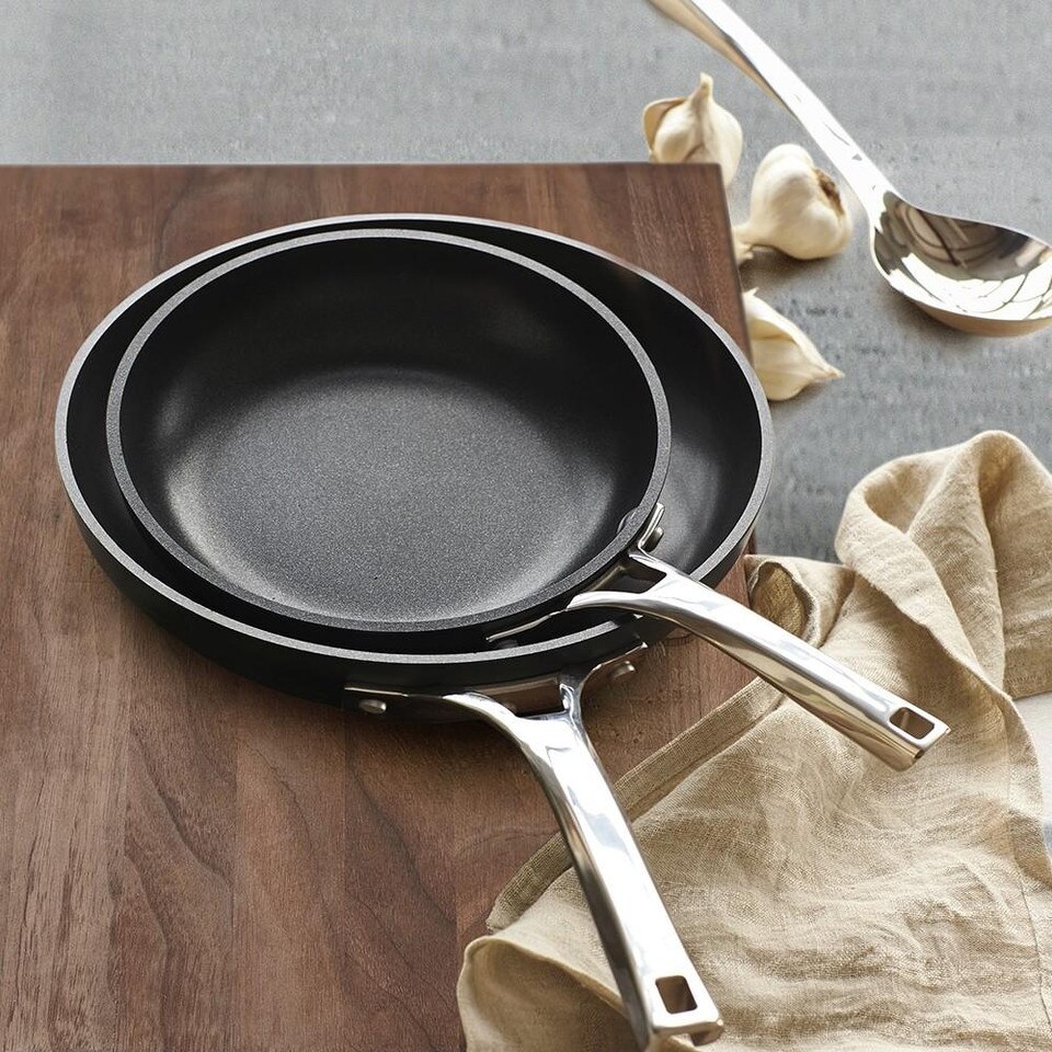 Calphalon Elite Nonstick Frying Pan Set, 20cm and 25cm | Williams Sonoma AU