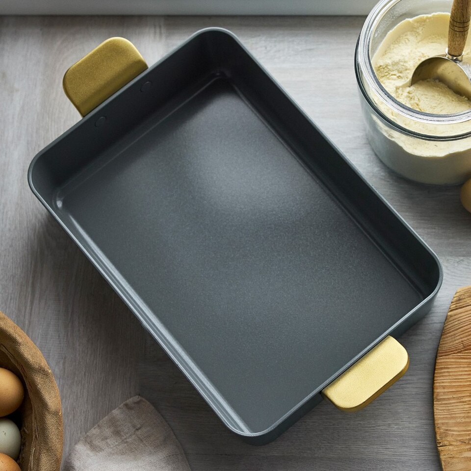 GreenPan™ Stanley Tucci™ Ceramic Non-Stick Lasagna Pan | Williams Sonoma AU