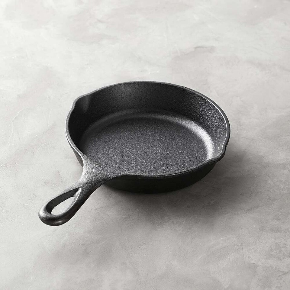 Lodge Round Cast-Iron Fry Pan - Williams Sonoma Australia