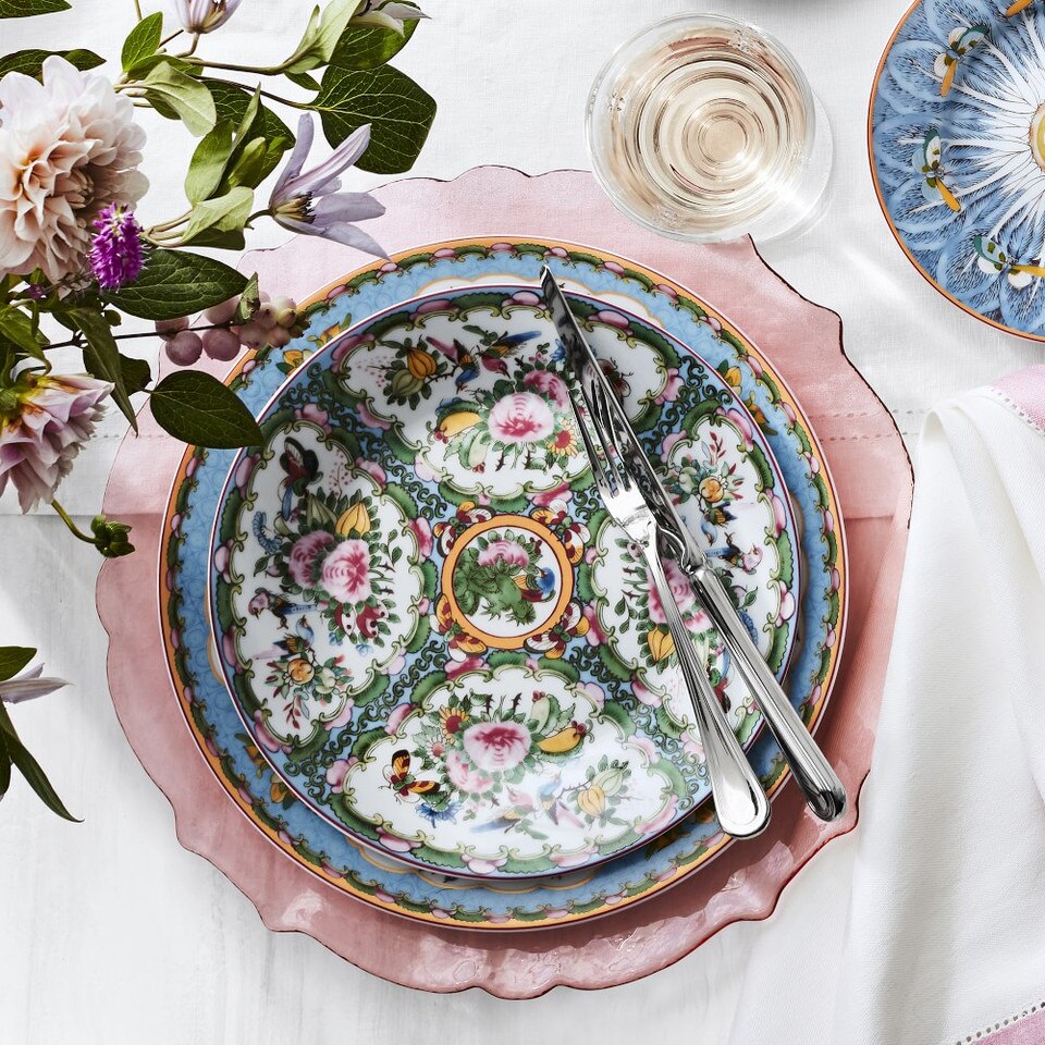 Scallop Glass Charger - Williams Sonoma Australia