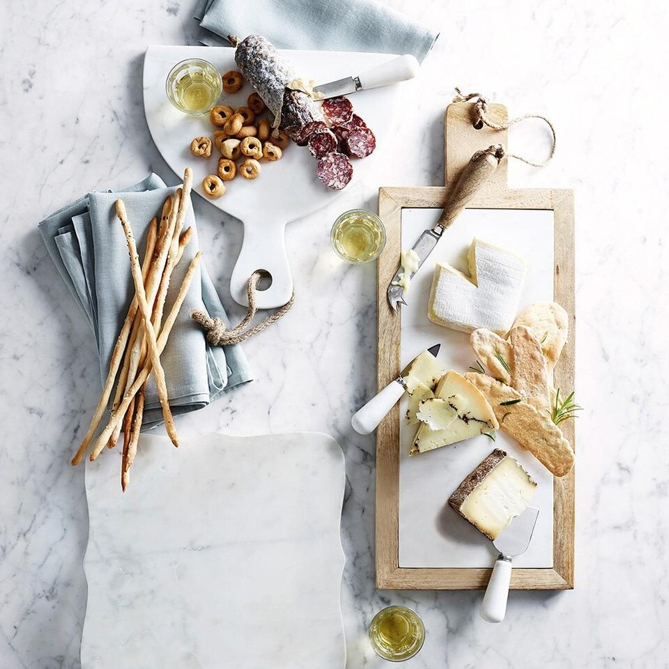 Scalloped White Marble Cheese Board | Williams Sonoma AU