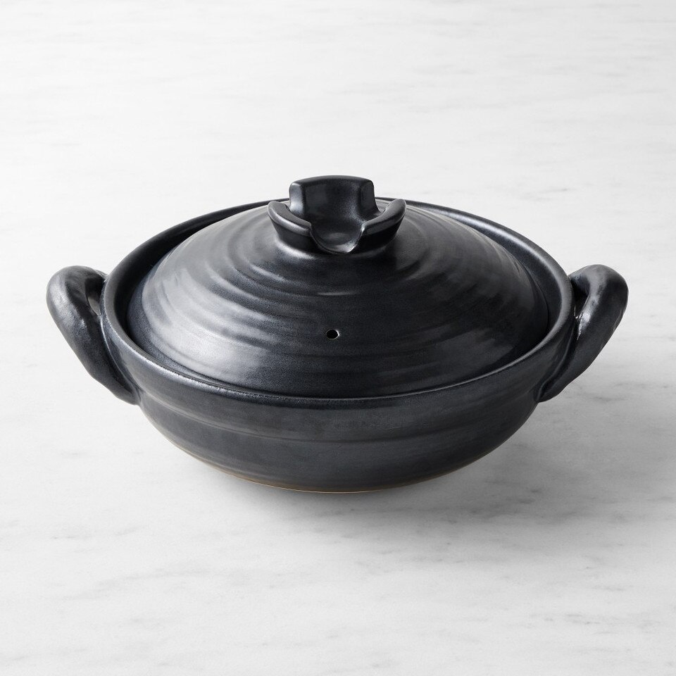 Williams Sonoma Traditional Donabe Clay Pot, 1.7L | Williams Sonoma ...